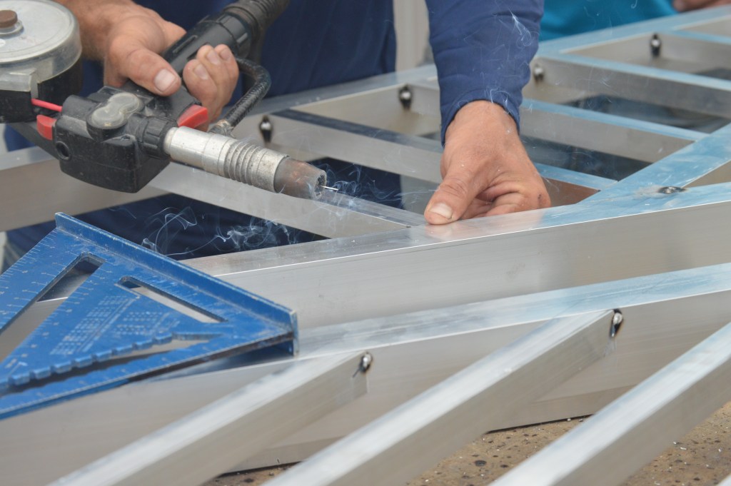 Aluminum Fence Design, Fabrication, and Installation. - UZBE
